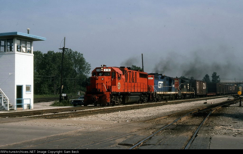 DT&I 218, GTW 4547, and 4138